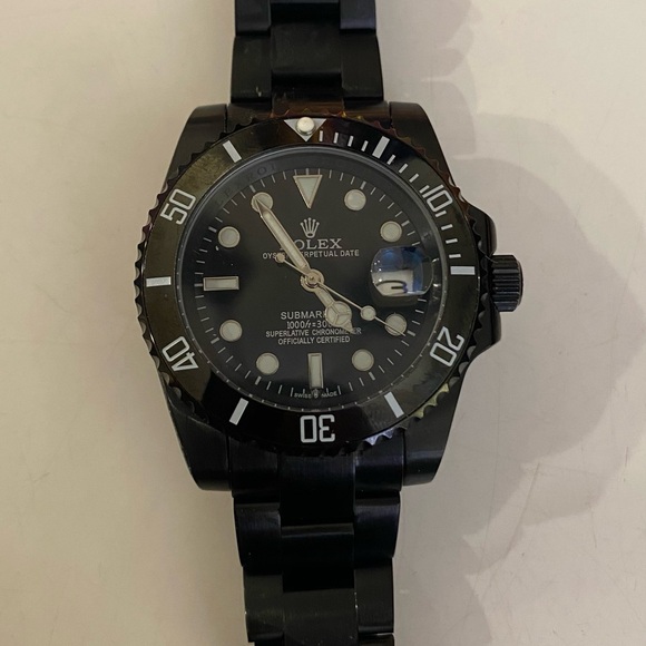 Rolex | Accessories | Rolex Submariner Black And Silver Watch Working ...